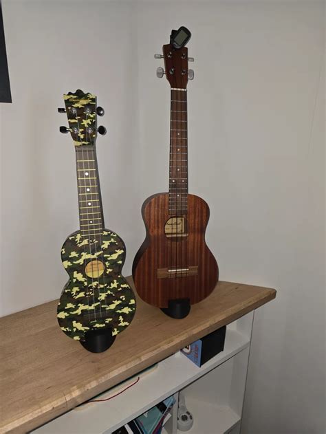 Ukulele Stand By Devona Makerworld