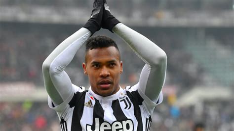 Alex Sandro Ci Ripensa Prima Ferro E Fuoco Con La Juve Ecco Cosa Ha