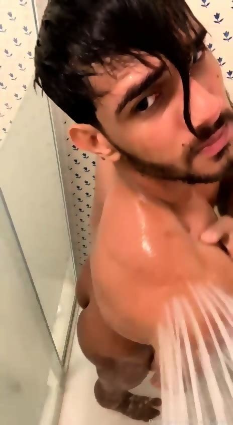 Eu Duardo Solo Shower Eporner