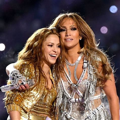 Jennifer Lopez Shows Off Insane Bikini Body On Hustlers Set