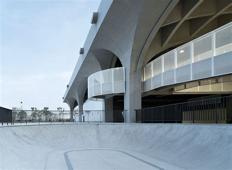 Indoor Sports Field Of Shaoxing University Uad Archidiaries