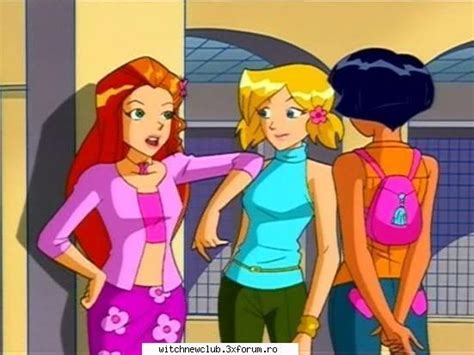 Tenu Clover Totally Spies Clover Totally Spies Cartoon Styles