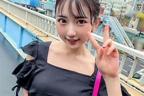 皆月ひかる 清楚で可愛い感度抜群な女子大生とハメ撮り！まんこにしゃぶりつきベロ舐めクンニ 無料av動画