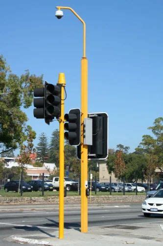 Mild Steel Single Arm Traffic Light Poles For Highway At Rs Piece