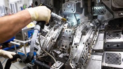 Precision Injection Mold Making Pms Injection Molding