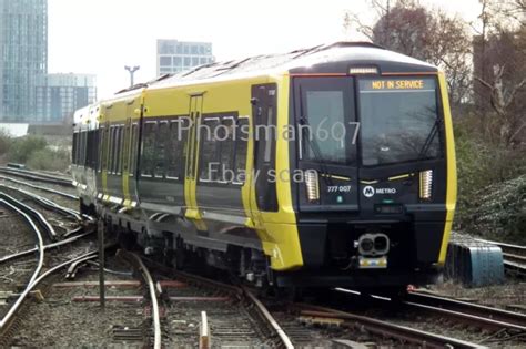 Class 777 Stadler 777007 4 Car Emu In Merseyrail Yellow At Sand Hills £0 95 Picclick Uk