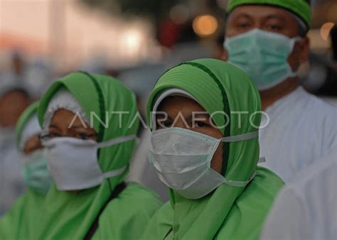 Pakai Masker Antara Foto