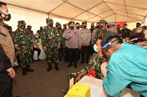 Kunjungi Natuna Panglima TNI Dan Kapolri Tinjau Pelaksanaan Vaksinasi GoWest ID