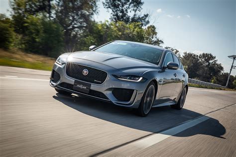 Percibir Tratar Conmoción cuanto cuesta un carro jaguar partícula