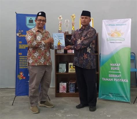 Wakaf Buku Muhammadiyah Bagian Gerakan Literasi Dukung Taman Baca Dan