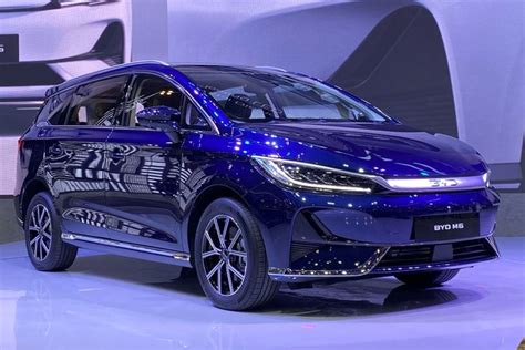 Foto Modal Teknologi Byd M6 Yang Jadi Mpv Listrik Pertama Di