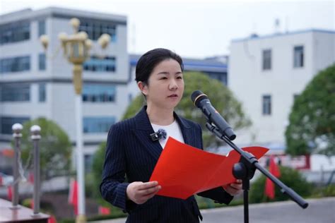 祝福祖国，献礼华诞！云溪区举行升国旗仪式庆祝中华人民共和国成立75周年 岳阳市云溪区政府门户网站