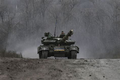 Newsweek Почему танки Т 64 могут иметь большее значение для контрнаступления чем Леопарды