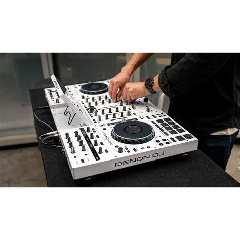 Denon Dj Prime 4 White Standalone 4 Deck Dj Controller