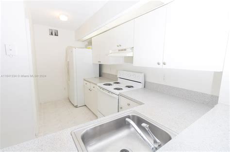 18870 Nw 57th Ave Unit 205 Hialeah Fl 33015 Condo For Rent In