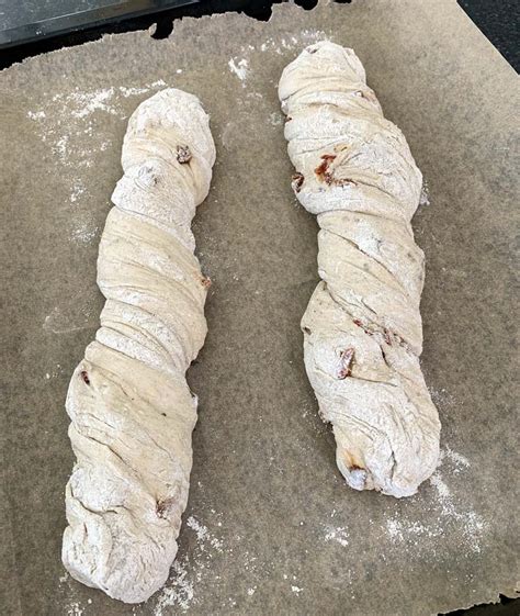 Mediterranes Wurzelbrot Zum Grillen Als Backmischung