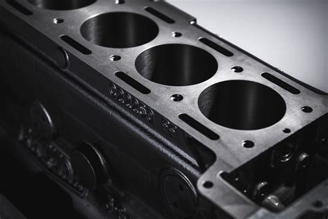 Jaguar Resurrects The 38 Liter Xk6 Engine Block Hagerty Media