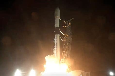 Spacex Concluye Un Fin De Semana Ajetreado Con El Lanzamiento De 22