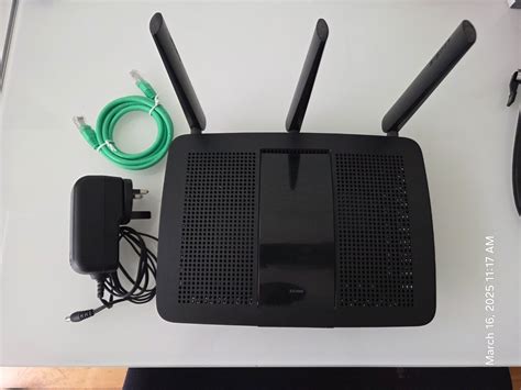 Linksys Router Ea7500 V2 Computers And Tech Parts And Accessories Networking On Carousell