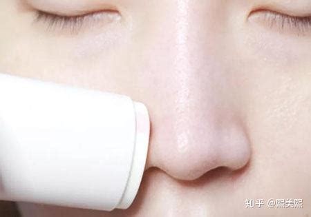 鼻子总是爱出油这该咋办呢 知乎