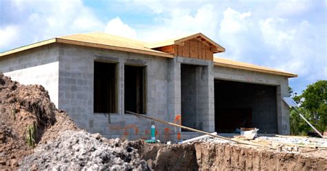 Nailed Cape Coral Police Catch Two Men Stealing From Construction Site