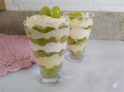 Copo da Felicidade de Uva Verde sobremesa fácil