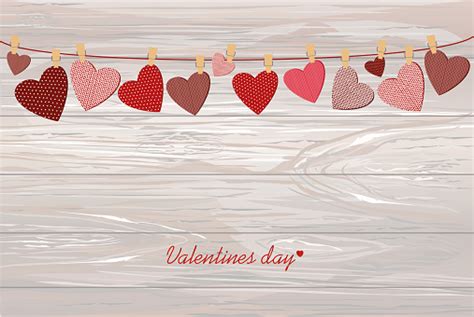 밧줄에 매달려 그림으로 붉은 마음 발렌타인의 하루입니다 벡터 일러스트입니다 빈 공간 레이블 또는 광고에 대 한 인사말 카드 나무 배경 2월에 대한 스톡 벡터 아트 및 기타
