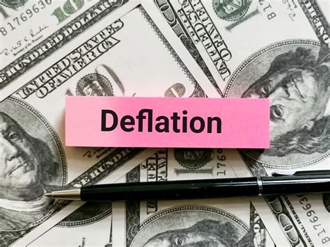 Deflation Explained Causes And Examples By Everyday Economy Medium