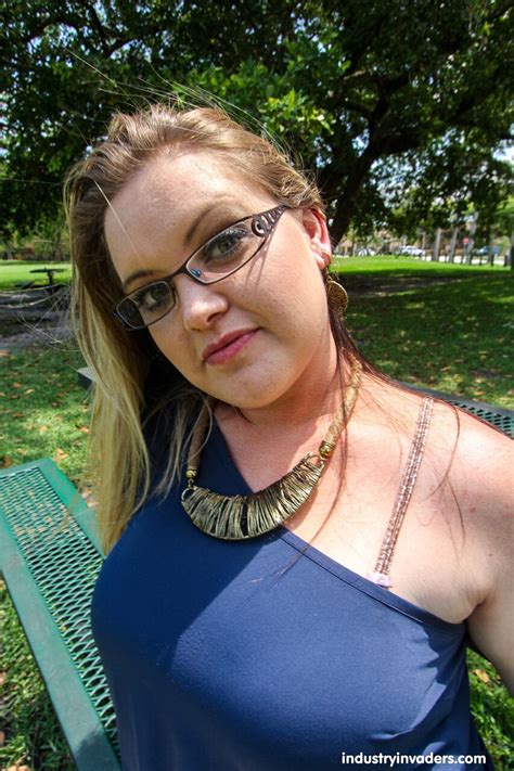 Cheating Chubby Wife Holly Sucks And Rides A Big Black Cock Outdoors