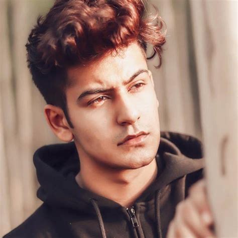 Manjul Khattar Wiki Biography Age Details Birthday Gf And Salary Celeb Center