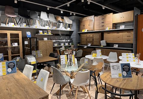 Кинотеатр Multiplex Discount в ТРЦ Караван Outlet, Киев - номера ...