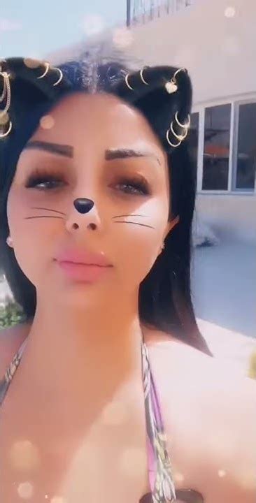 بالمايوه الساخن رولا يموت ملط علي البحر👙👙 Youtube