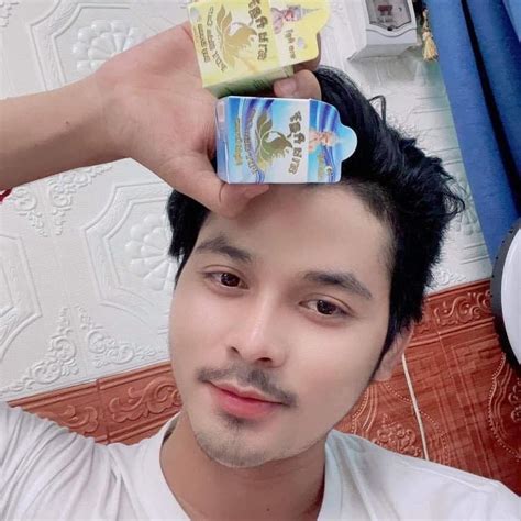 នាង កិន្នរី អនឡាញ Phnom Penh