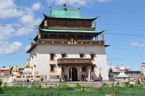 Гандан хийдүүд хандивын аянд нэгдлээ