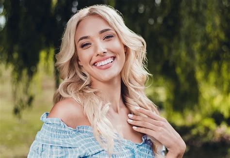 25 Chic Wash And Go Hairstyles For Laid Back Ladies Hairstylecamp