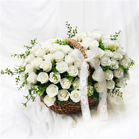 100송이장미꽃바구니화이트