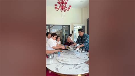 ကိုသာဂိ မွေးနေ့အတွက် နေအိမ်မှာ ၅ ရက်တိုင်တိုင် တရားစခန်းကျင်းပပြီး