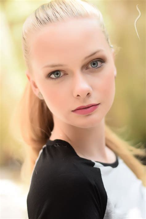 Hannah Redman A Model From United Kingdom Model Management