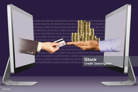 전자 상거래 개념 컴퓨터에서 두 손 신용 카드와 동전으로 손 3d 일러스트레이션 구매에 대한 스톡 사진 및 기타 이미지 구매 금융 돈벌이 Istock