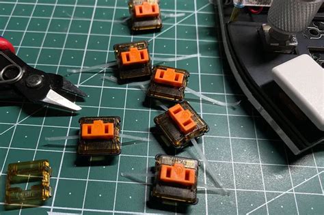 A Guide To Tape Modding Of Mechanical Keyboard Switches Peterpf Dev