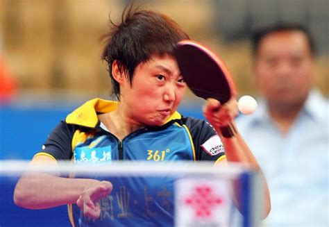 图文：乒超女团山东3 2辽宁 郭跃凶狠进攻 搜狐体育