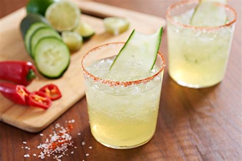 Mixing Up Cocktails With Sauza® Tequila Aperitif Drinks Spring