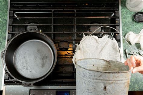 How To Make Your Own Maple Syrup