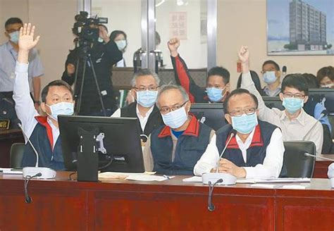 許書桓一度哽咽 願一肩扛起責任 中時新聞網 Line Today