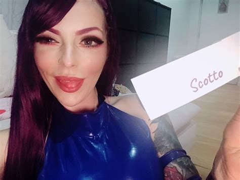 S Katyuska Moonfox Flickr