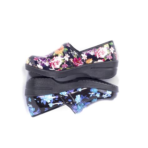 Savvy Nursing Clogs Comfortable And Affordable
