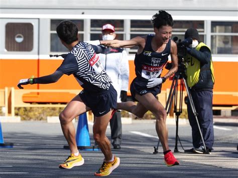 陸上・駅伝 東洋大学は箱根駅伝総合4位 意地を見せた4年生と「1秒をけずりだせ」への原点回帰 4years 学生スポーツ