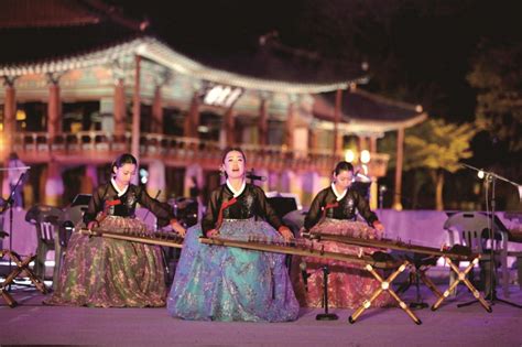 Namwon Chunhyang Festival SEOUL Magazine
