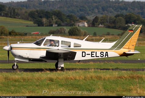 D ELSA Private Piper PA R Cherokee Arrow II Photo By Daniel Schwinn ID