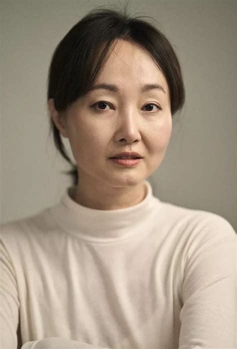 Filejin Yeon Ae 1974 P1 Asianwiki